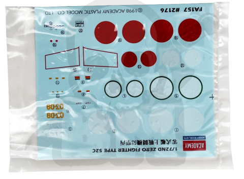 Battle-Models > Academy 12493 Mitsubishi A6M5c Zero Fighter type 52c 1:72